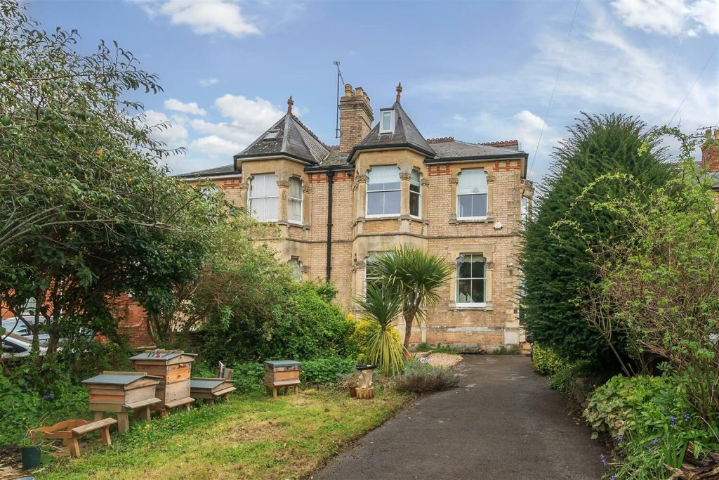 Properties – Robert Cooney